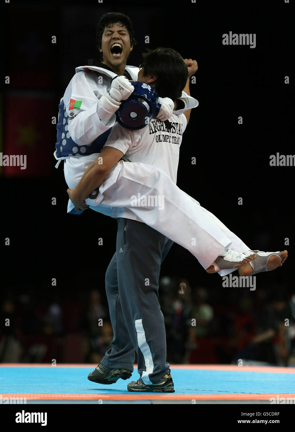 Le Rohullah Niikpah d'Afghanistan célèbre après avoir remporté un ...