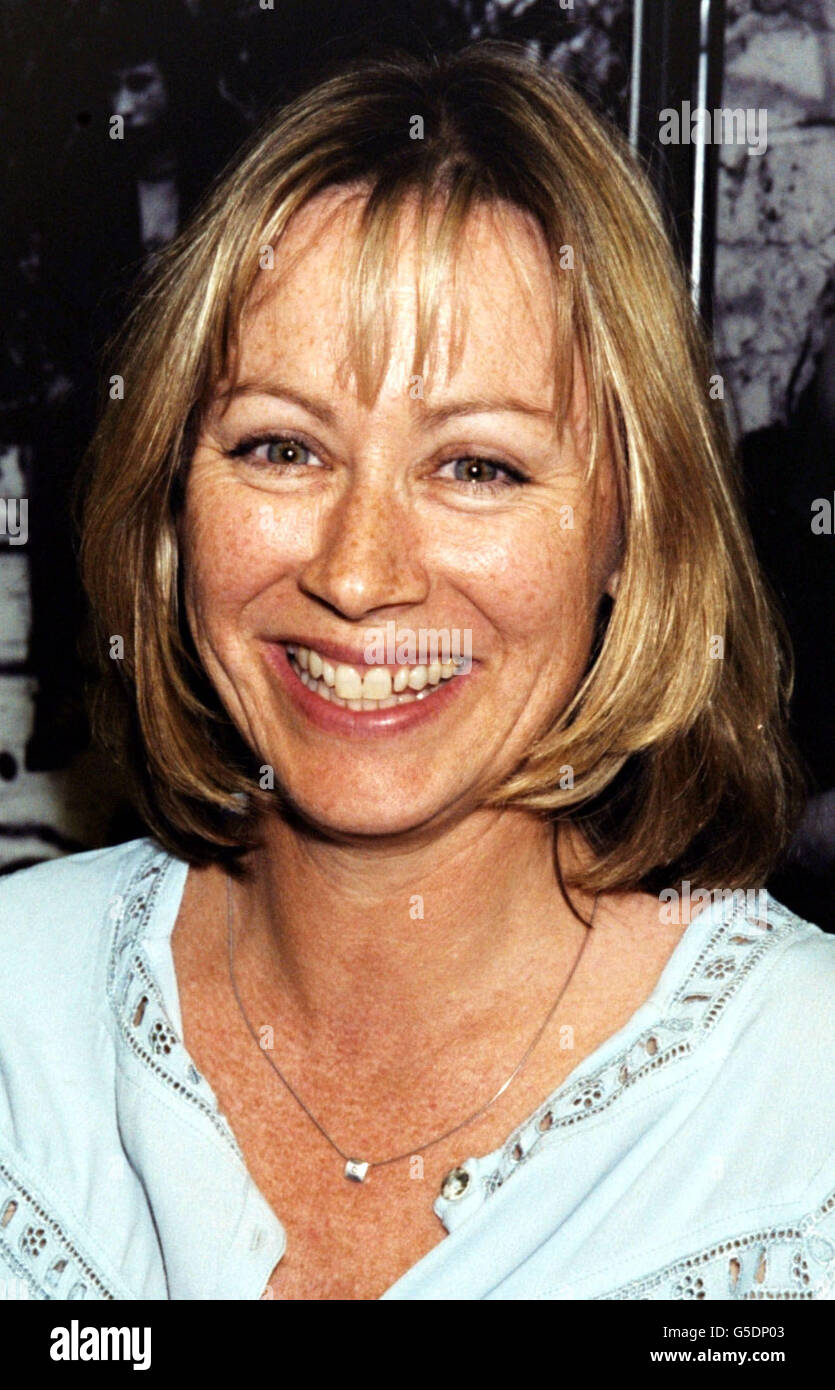 L'actrice d'EastEnders Lindsey Coulson, qui joue Carol Jackson dans le ...