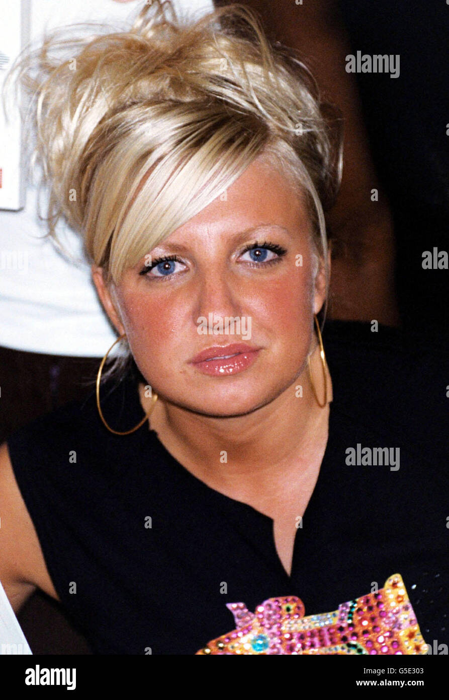 Helen Adams, ancienne concurrente de Big Brother au siège social de ...