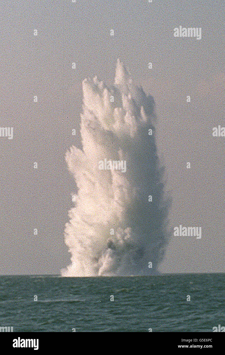 Une mine de guerre a explosé Banque de photographies et d’images à ...