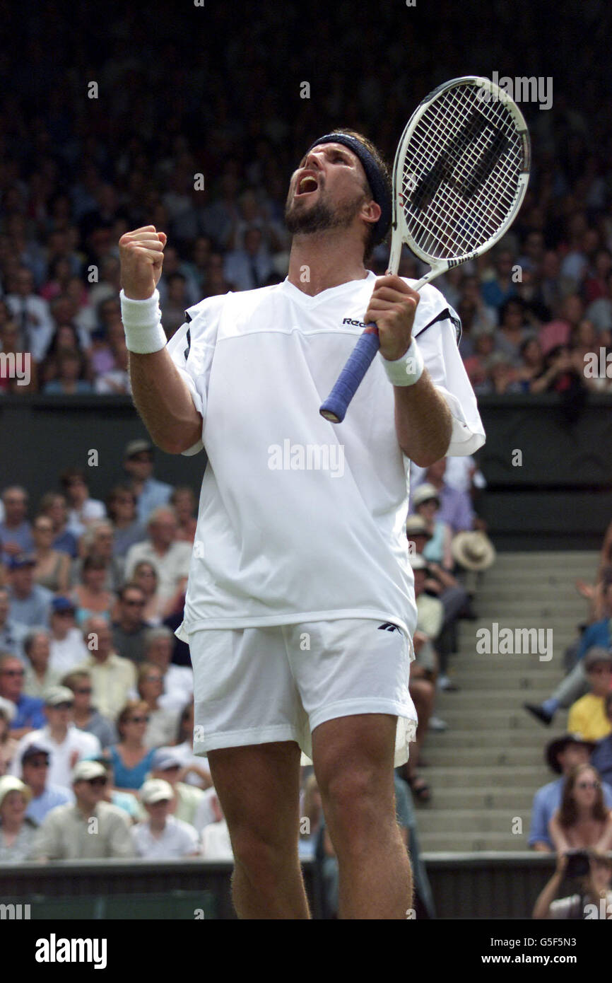 Wimbledon agassi v rafter Banque de photographies et d’images à haute ...
