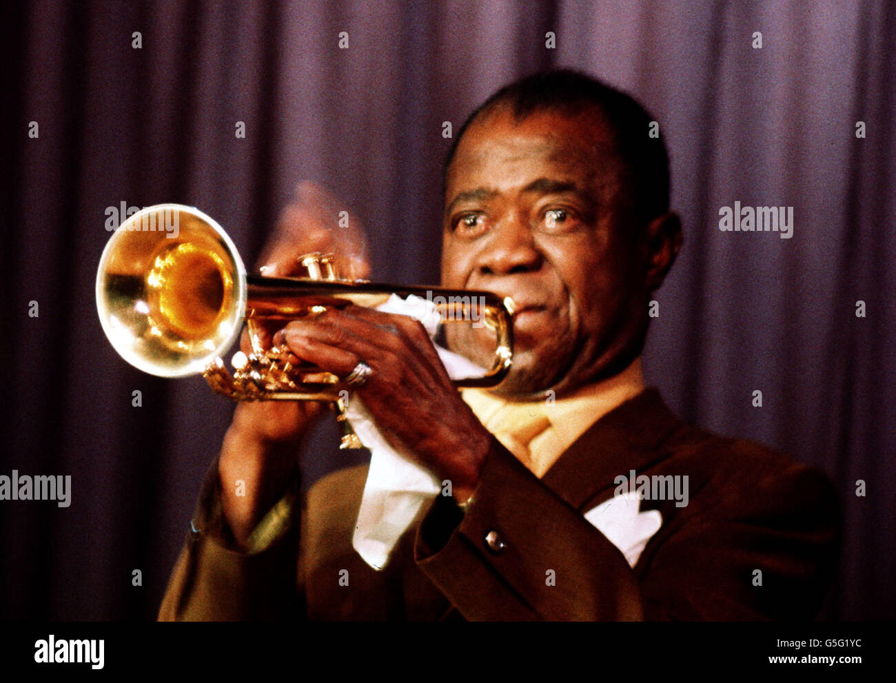 Louis armstrong louis armstrong Banque de photographies et d’images à ...