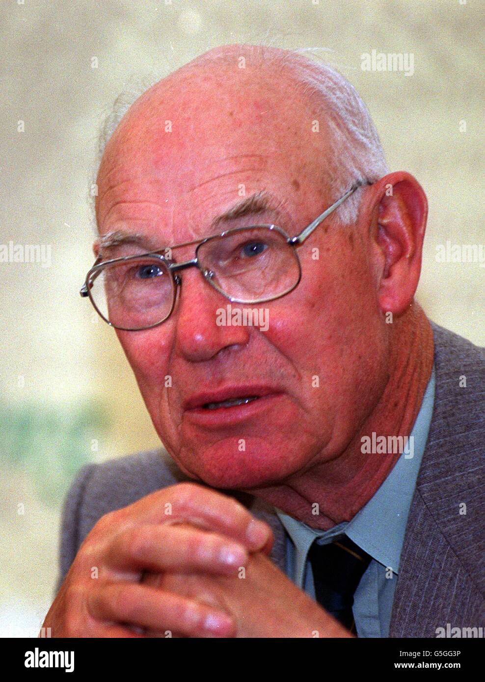 Ken Tyrrell, ancien vétérinaire de division de Shropshire, lors d'une ...