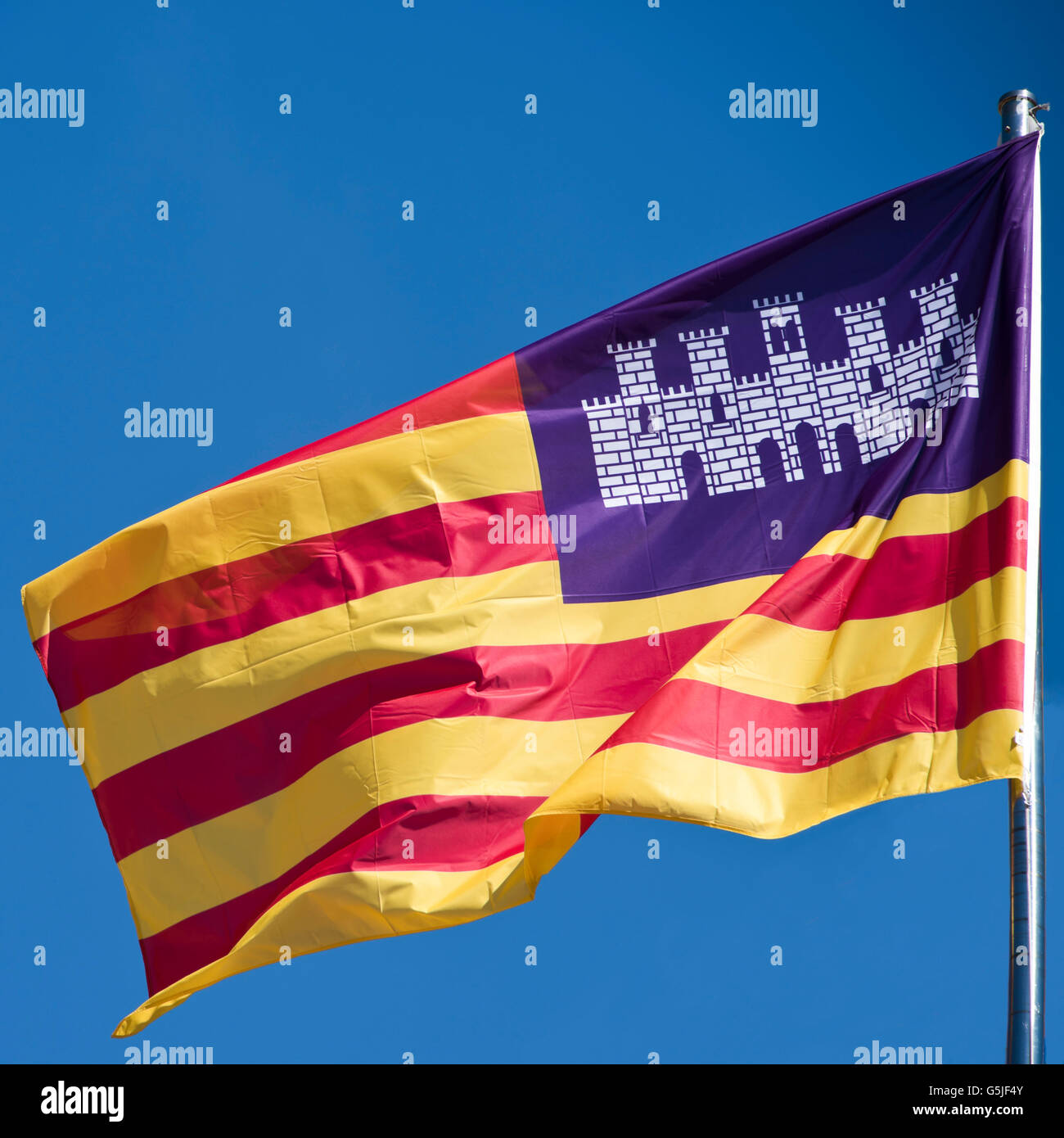 Drapeau de majorque Banque de photographies et d’images à haute résolution - Alamy