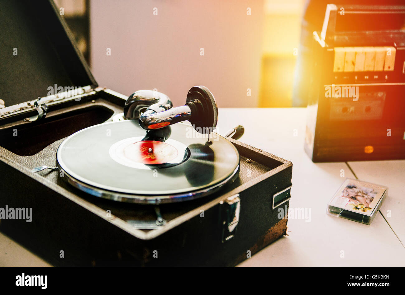 Vintage record player Banque de photographies et d’images à haute ...