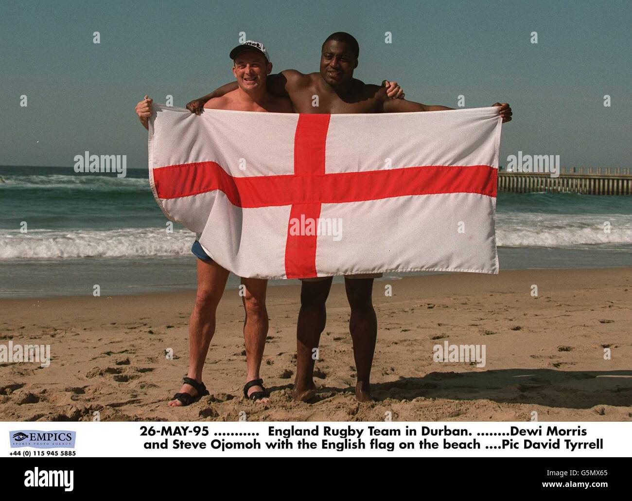 26-MAI-95, .Équipe de rugby d'Angleterre à Durban, Dewi Morris et Steve ...
