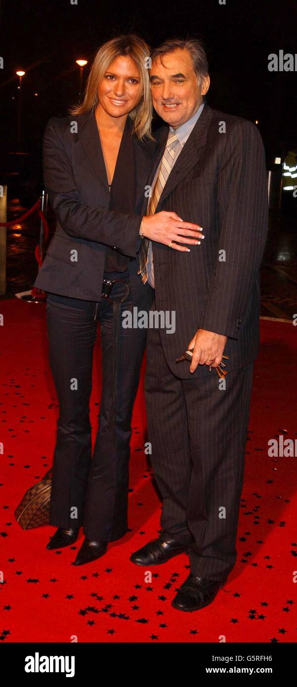 2001 TV moments / George Best et son épouse Alex.George Best, légende ...