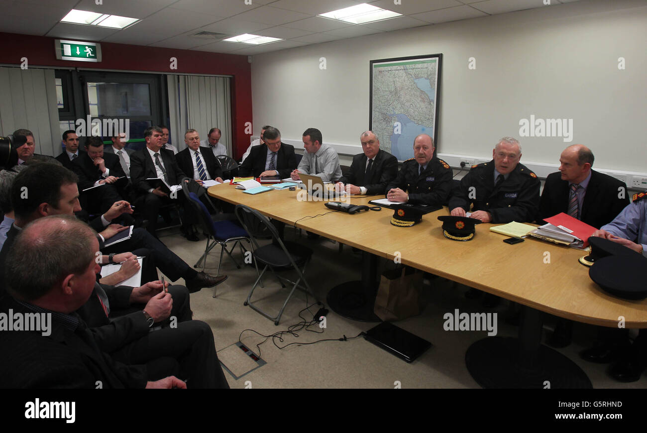 Chaises droites a Banque de photographies et d’images à haute ...