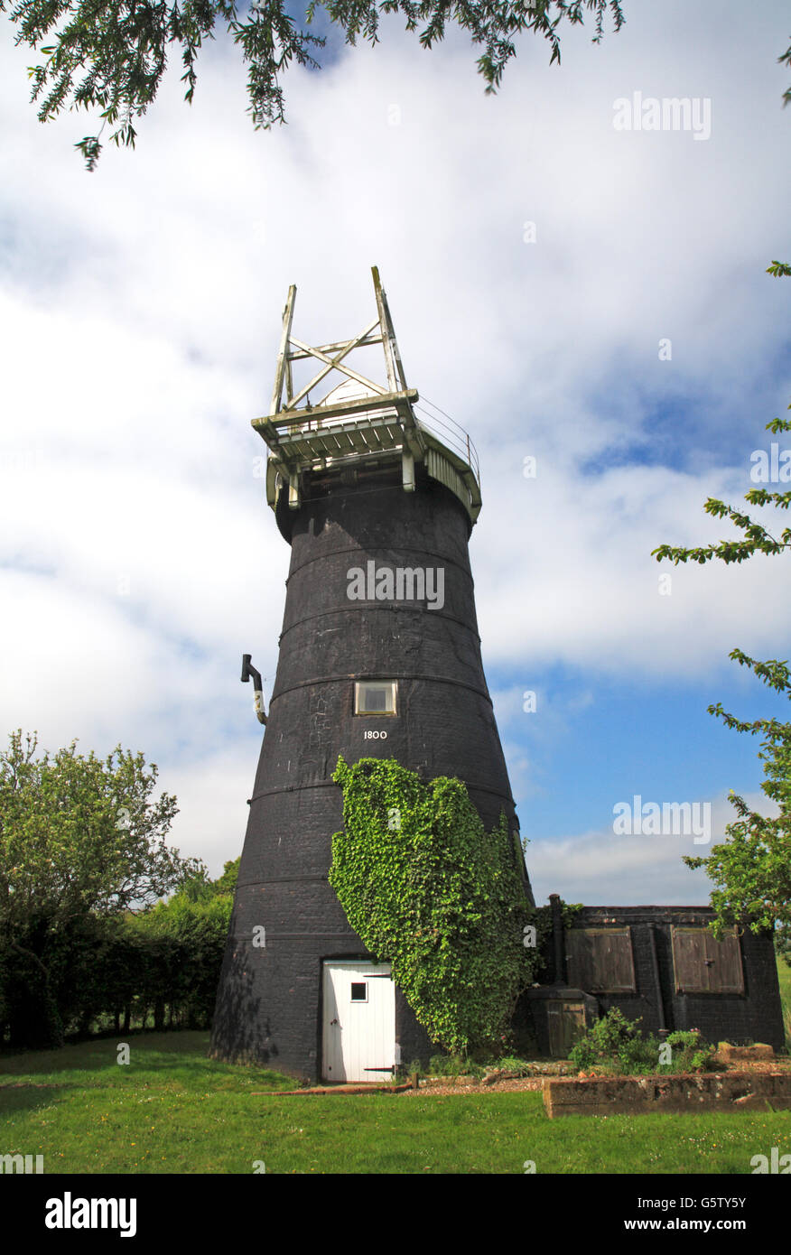 Grand moulin de drainage Banque de photographies et d’images à haute ...
