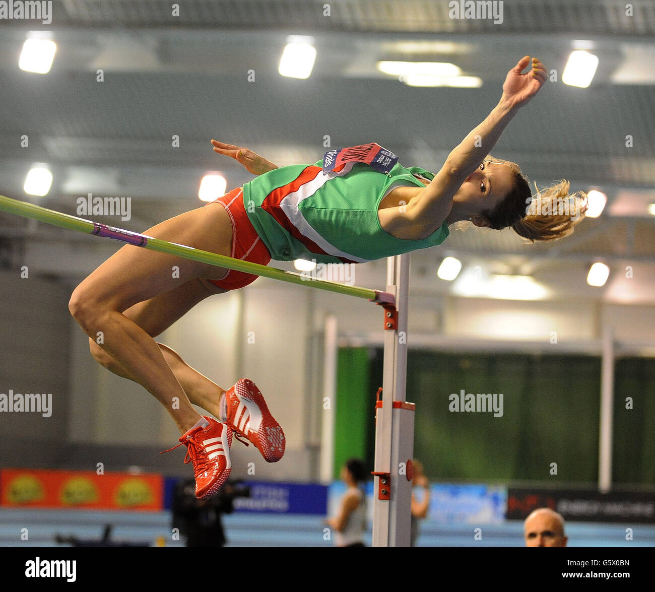 Finale du saut en hauteur féminin Banque de photographies et d’images à ...