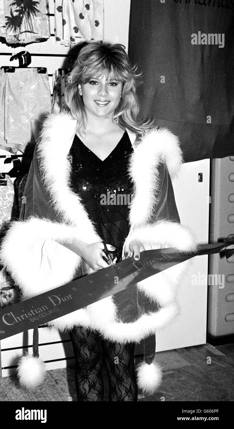 Samantha fox Banque d'images noir et blanc - Alamy