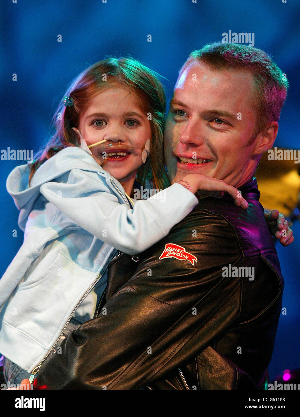 Ronan Keating allume les illuminations de Blackpool avec Kirsty Howard ...