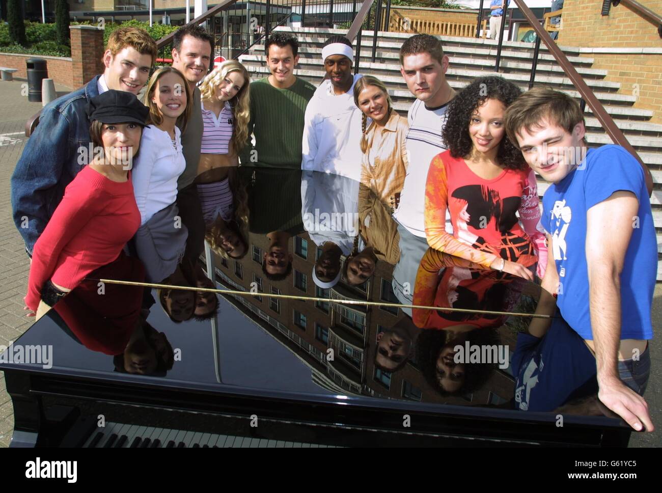 Lemar obika fame academy Banque de photographies et d’images à haute ...