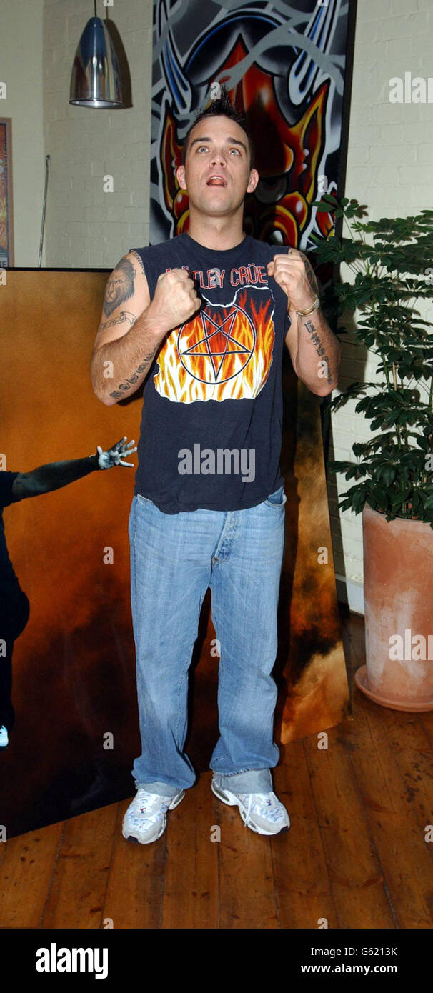 Contrat de disque emi robbie williams Banque de photographies et d ...