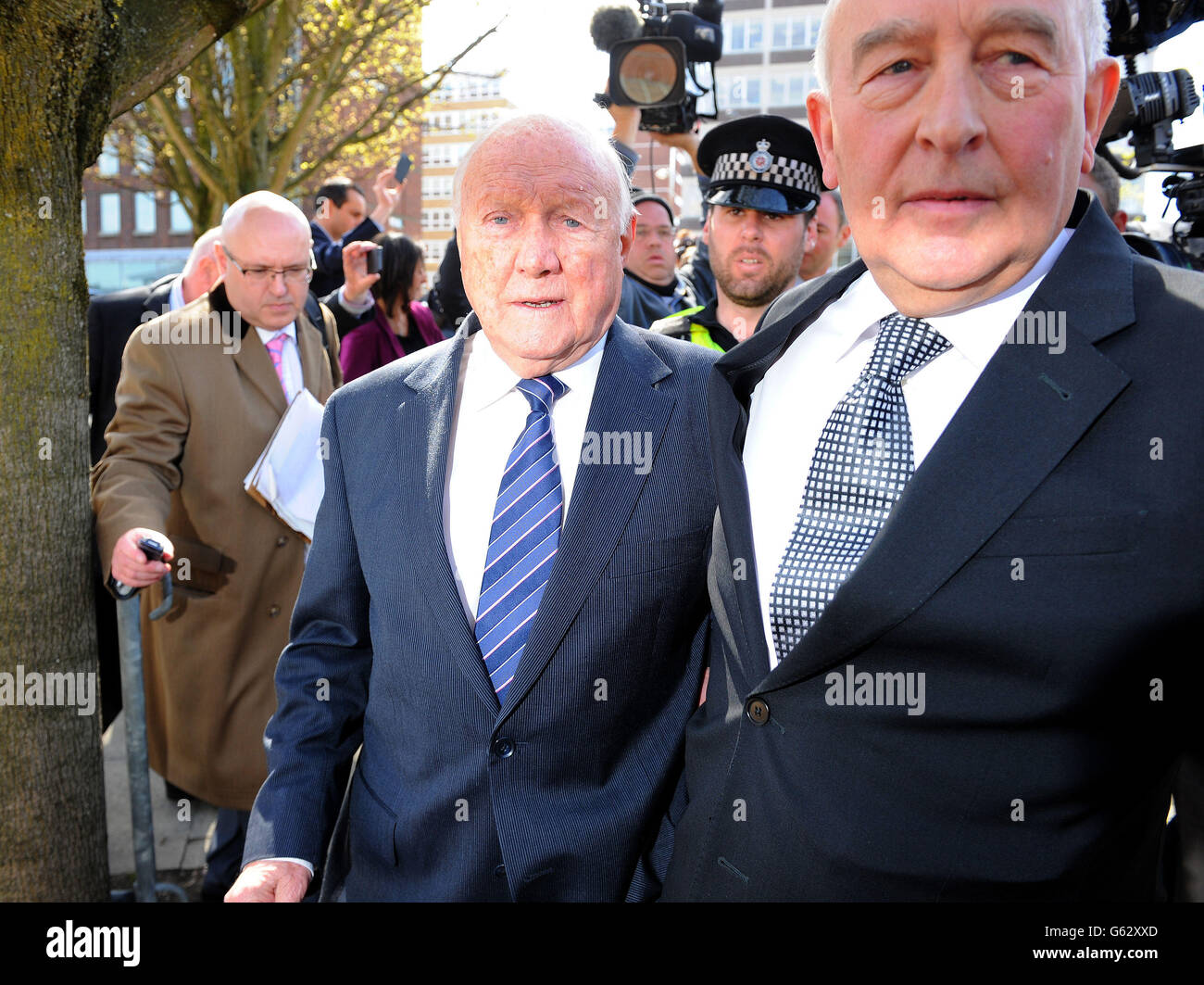Affaire judiciaire stuart hall Banque de photographies et d’images à ...