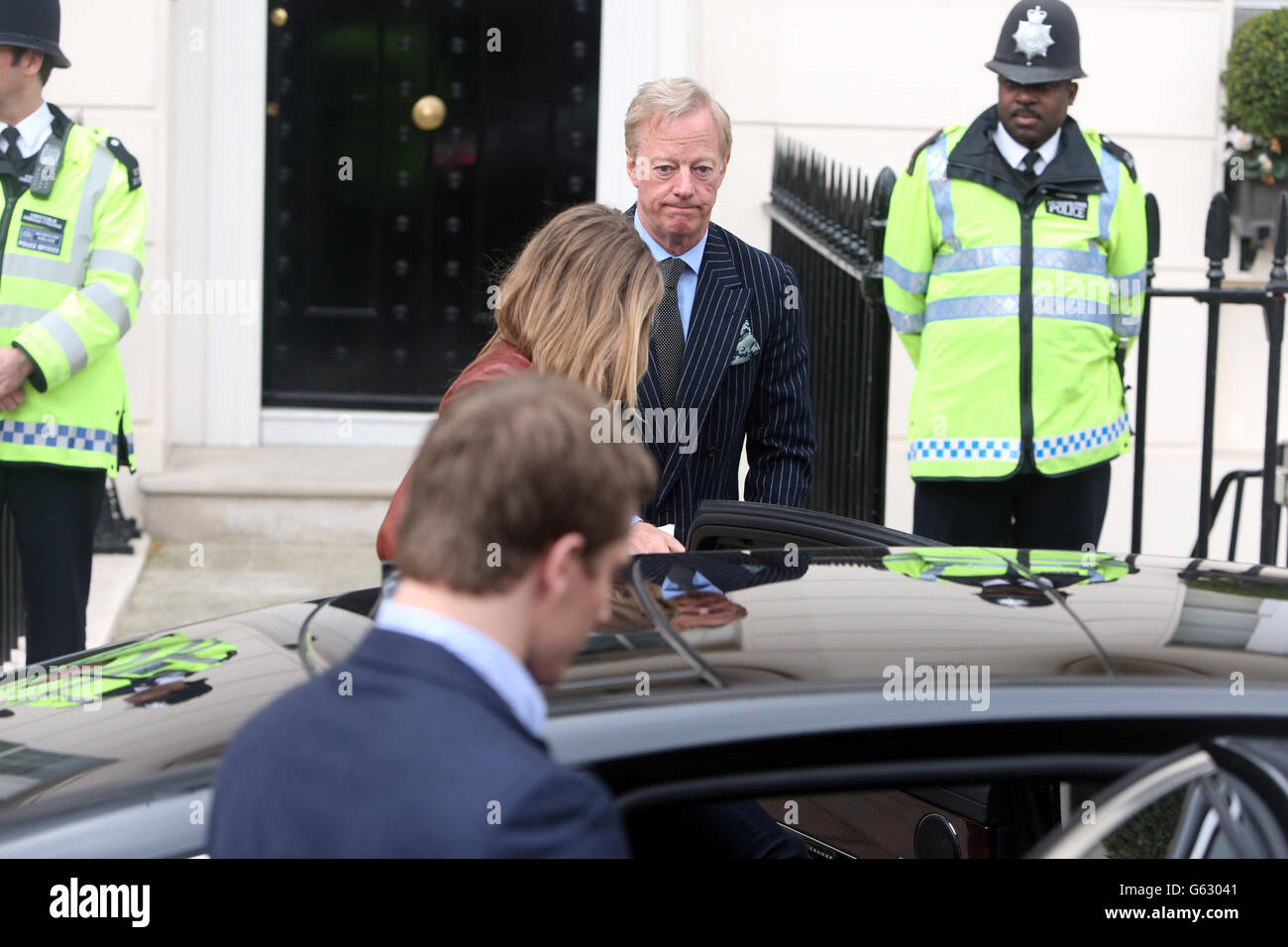 Devant l'enterrement de la baronne margaret thatcher Banque de ...