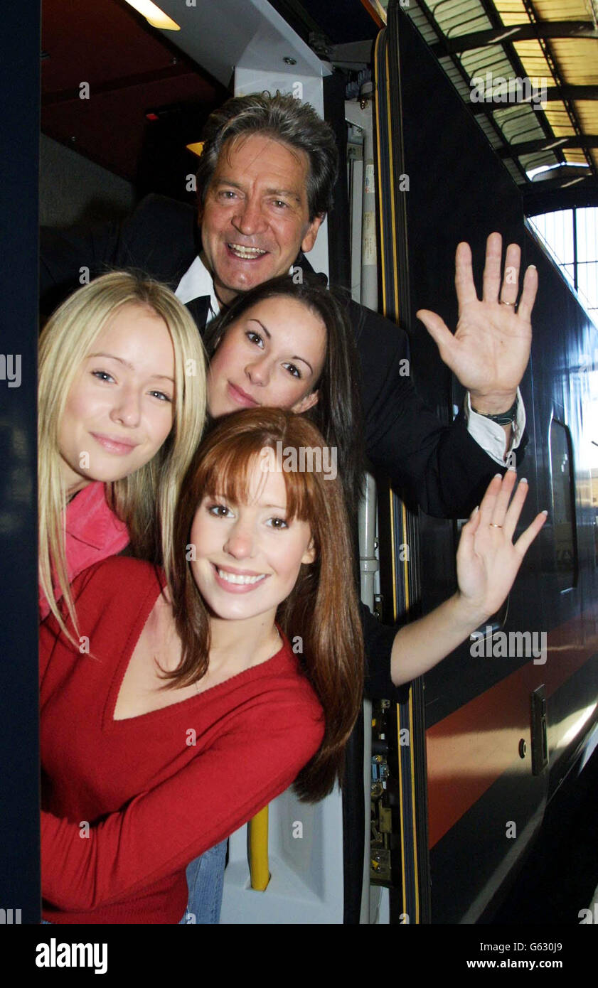 Acteurs (l-r) Sammy Winward, Verity Rushworth, Amy Nuttal et Patrick ...