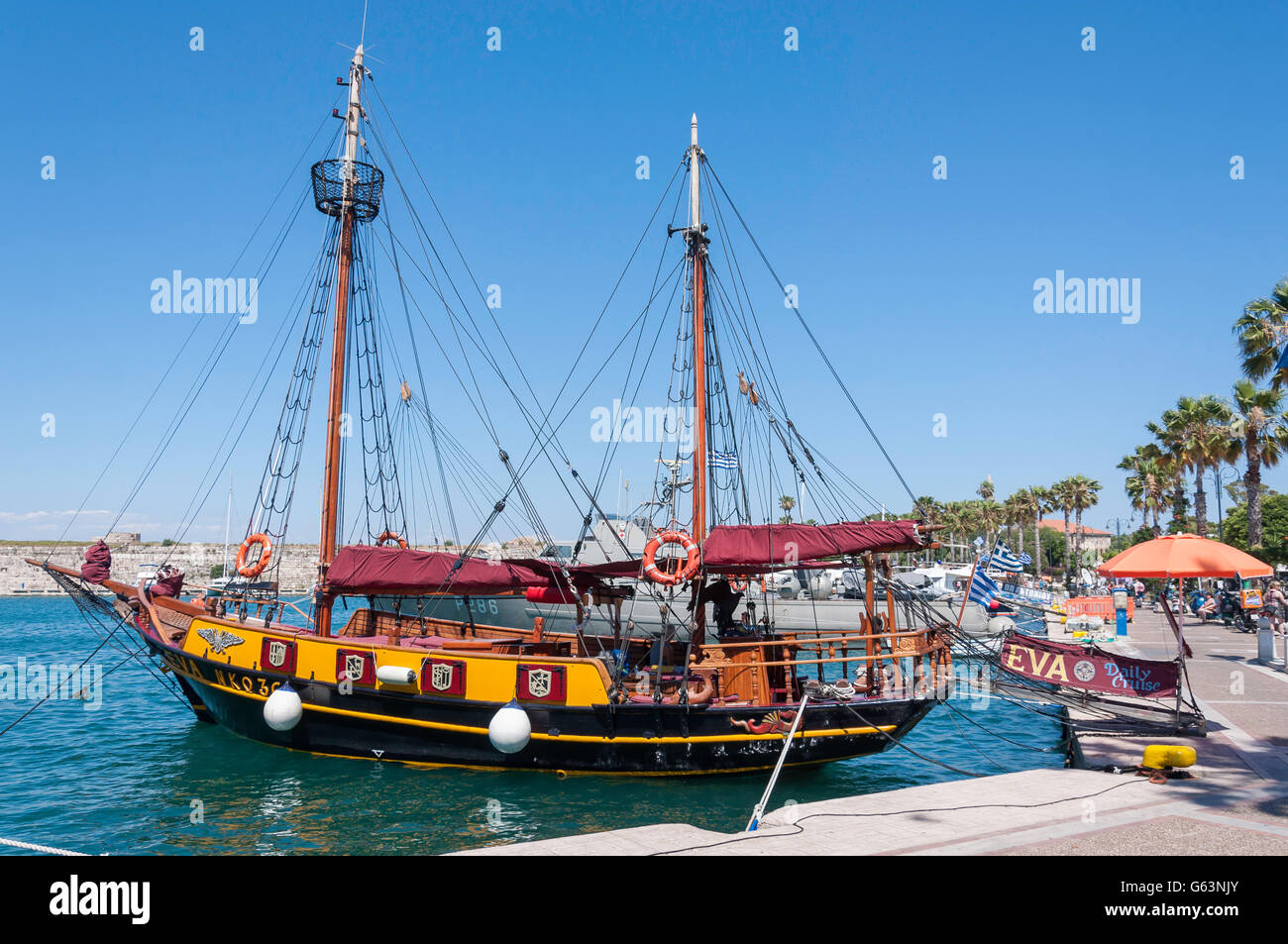 Excursion en bateau de croisière Banque de photographies et d’images à ...