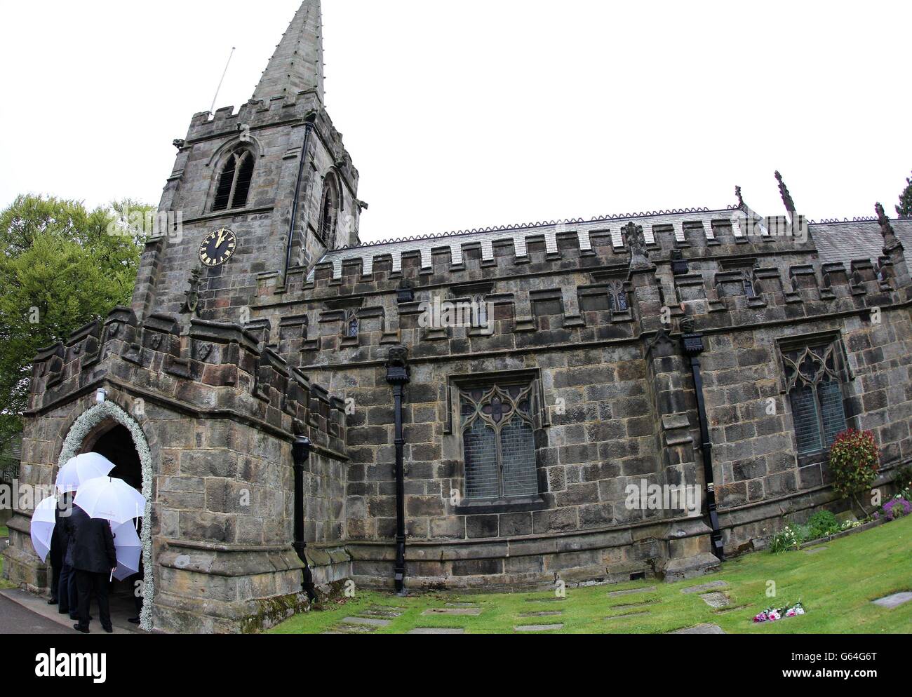 Vues générales sur l'église St Michael et All Angels, Hathersage ...