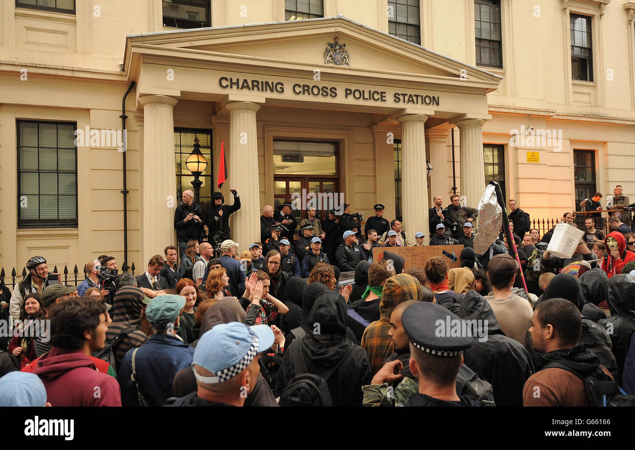 G8 police g8 amplis Banque de photographies et d’images à haute ...