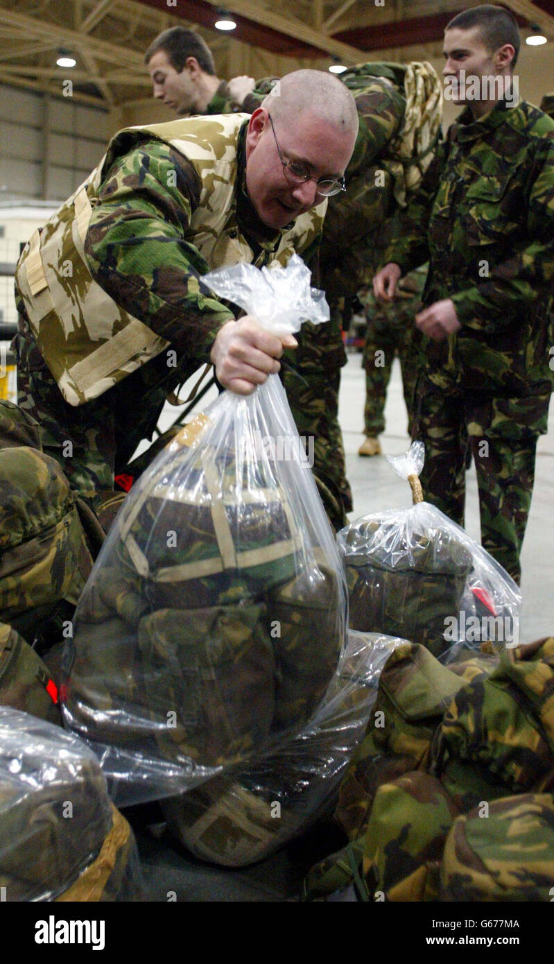 16th air assault regiment Banque de photographies et d’images à haute ...