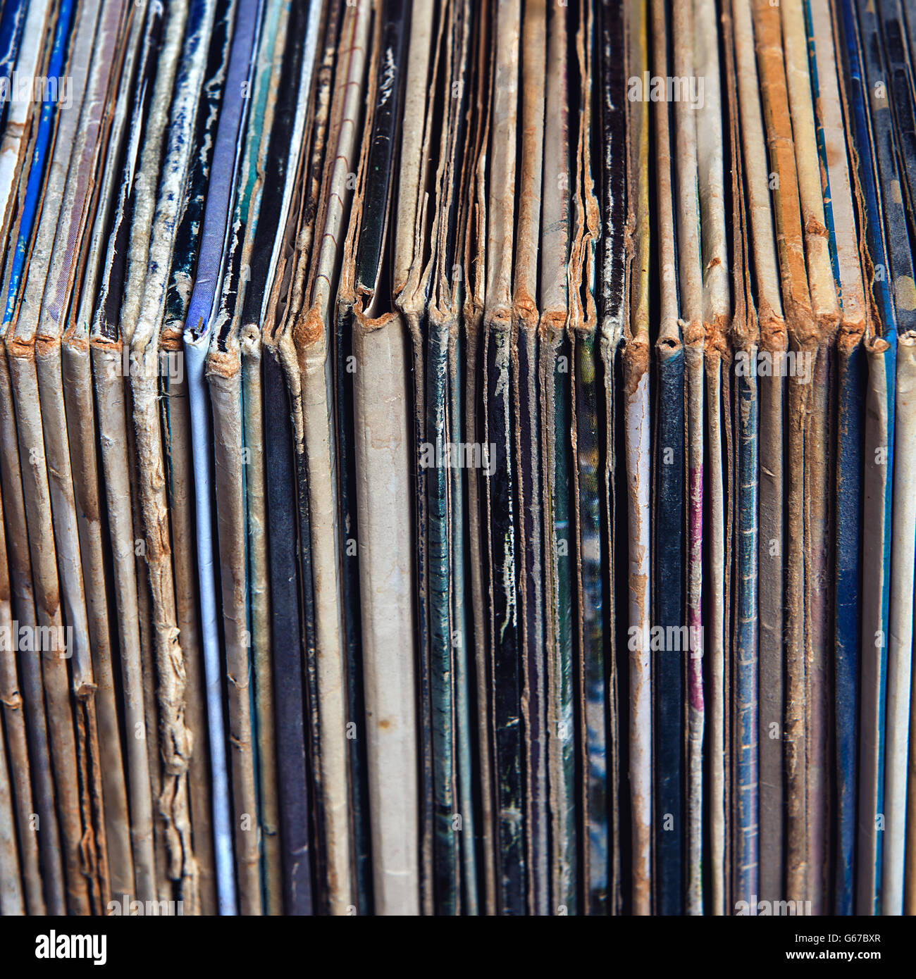 Large pile vintage vinyl records Banque de photographies et d’images à ...