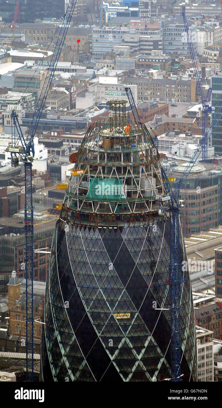 That will house the london offices of swiss re Banque de photographies ...