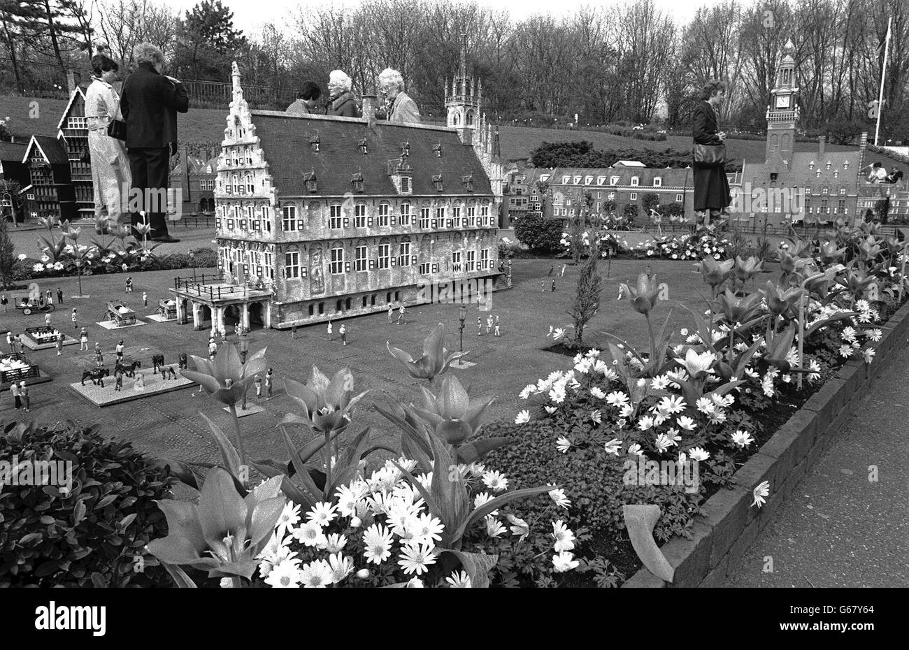 Madurodam, un village modèle construit à l'échelle 1:25 et construit en ...
