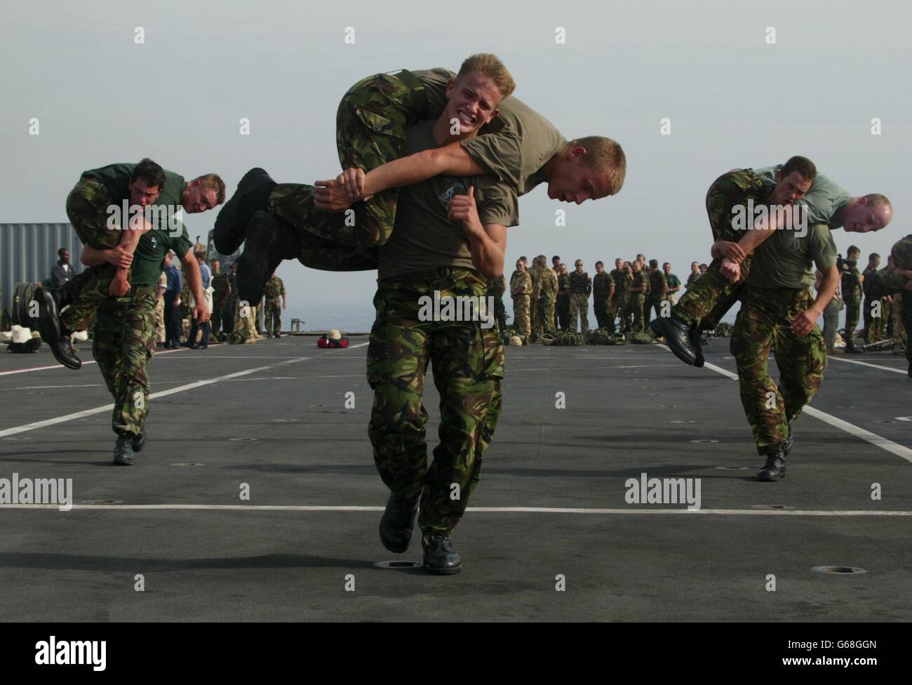 Royal Marines Sur Hms Ocean Banque d'image et photos - Alamy