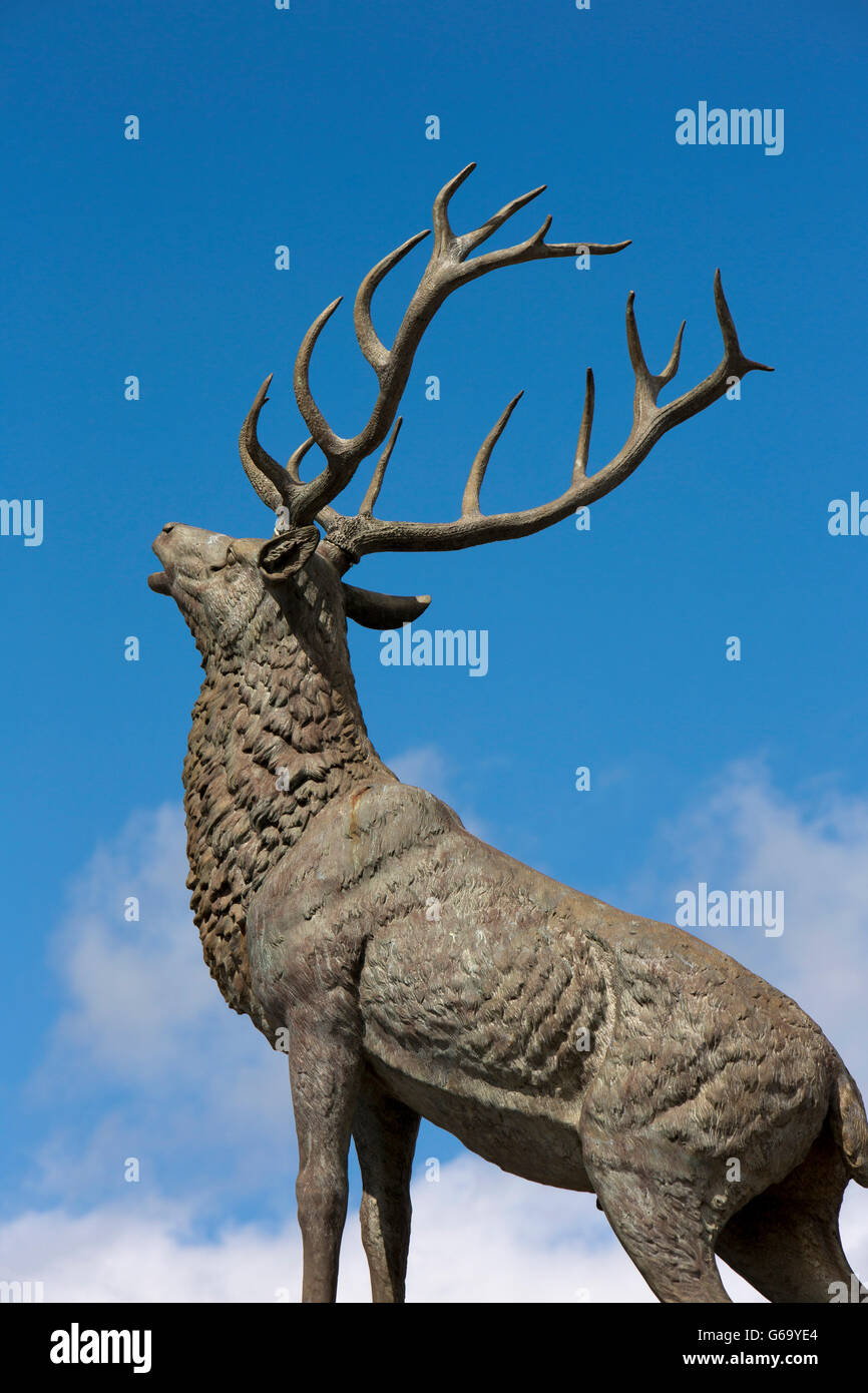 Sculpture en bronze symbolique Banque de photographies et d’images à ...