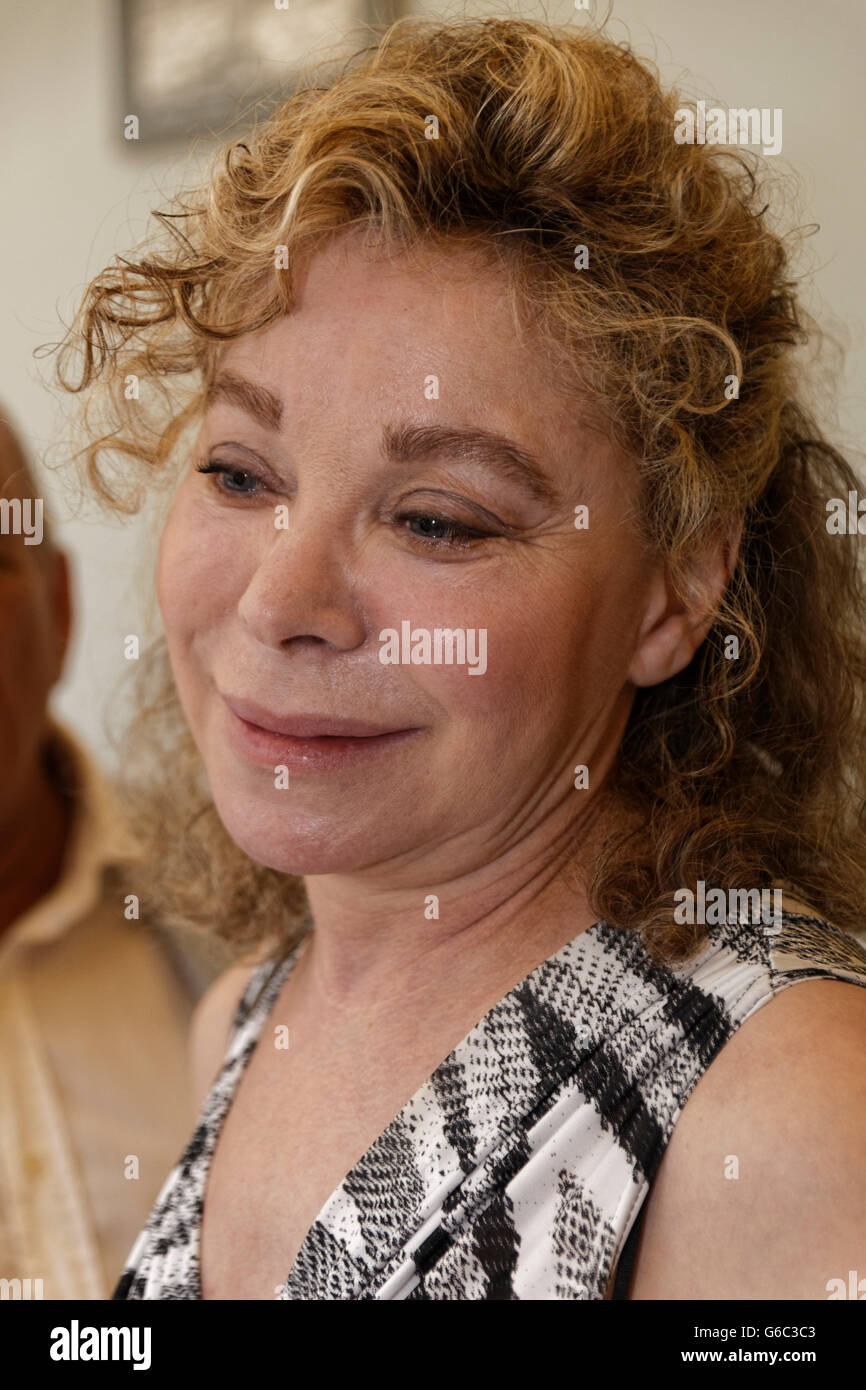 Grace De Capitani Photos & Grace De Capitani Images - Alamy