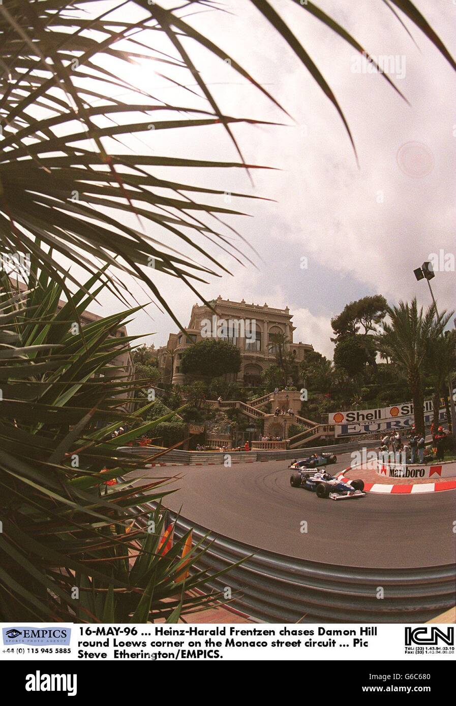 Courses automobiles - Grand Prix de Monaco.Heinz-Harald Frentzen chase ...