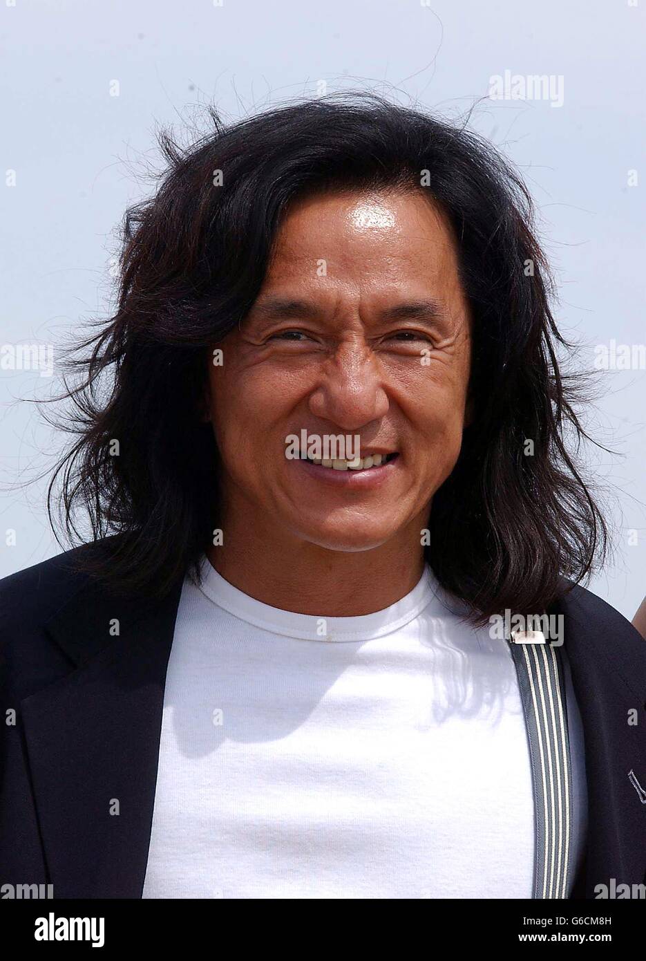 Jackie Chan, pose lors d'un photocall au Majestic Pier, Cannes, France ...