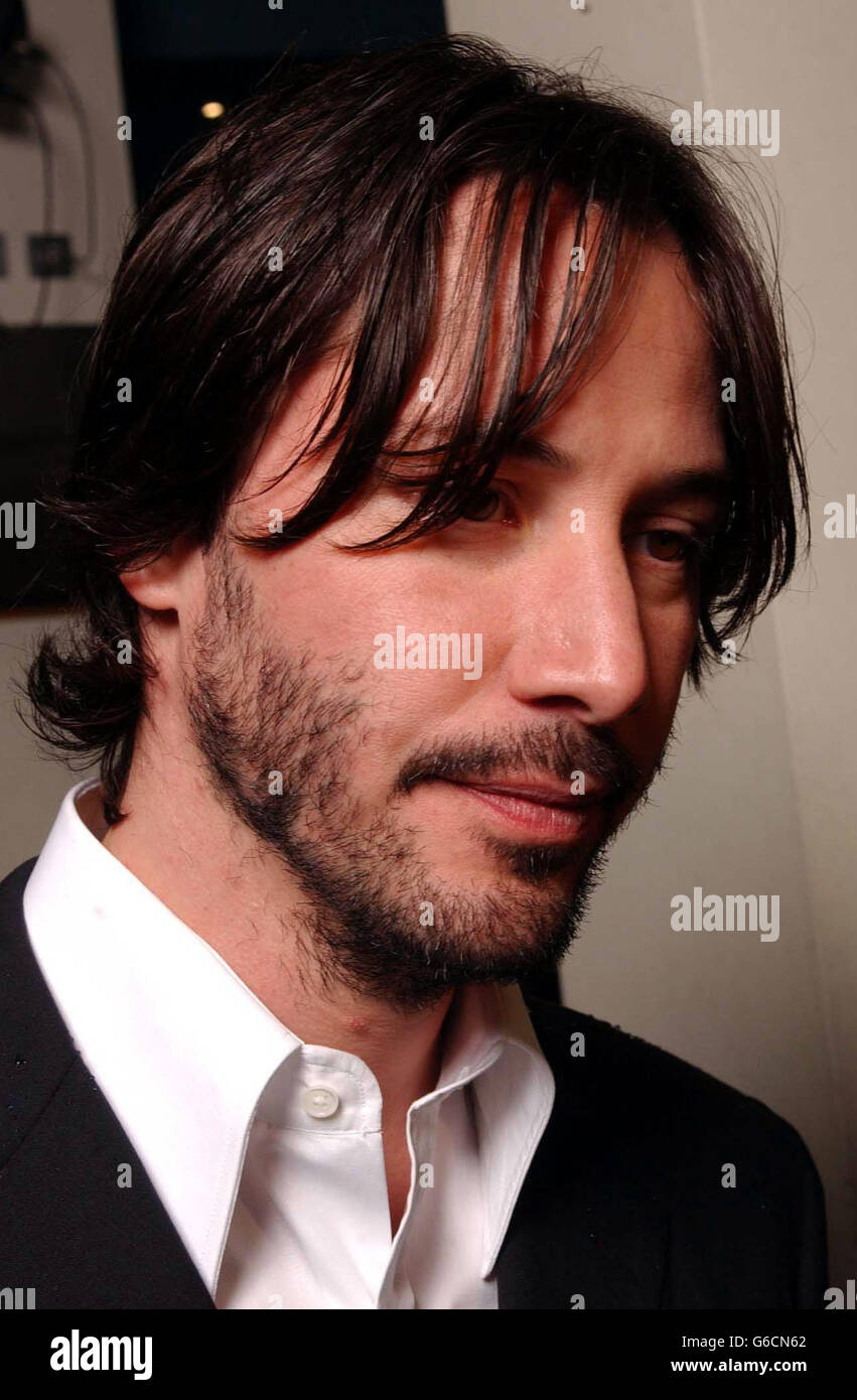 Keanu Reeves Matrix Reloaded Photo Stock - Alamy