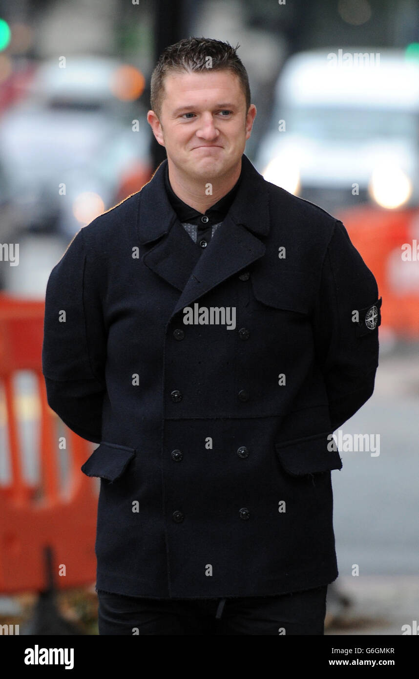L'ancien leader de la Ligue de défense anglaise (EDL) Tommy Robinson ...