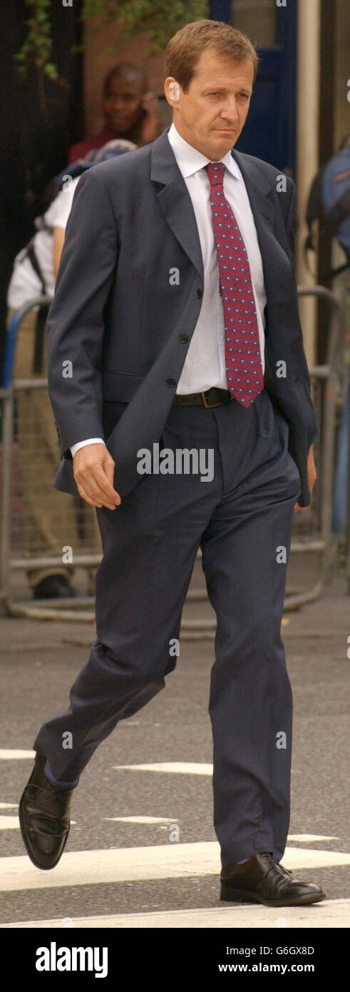 Alastair campbell arrivant Banque de photographies et d’images à haute ...