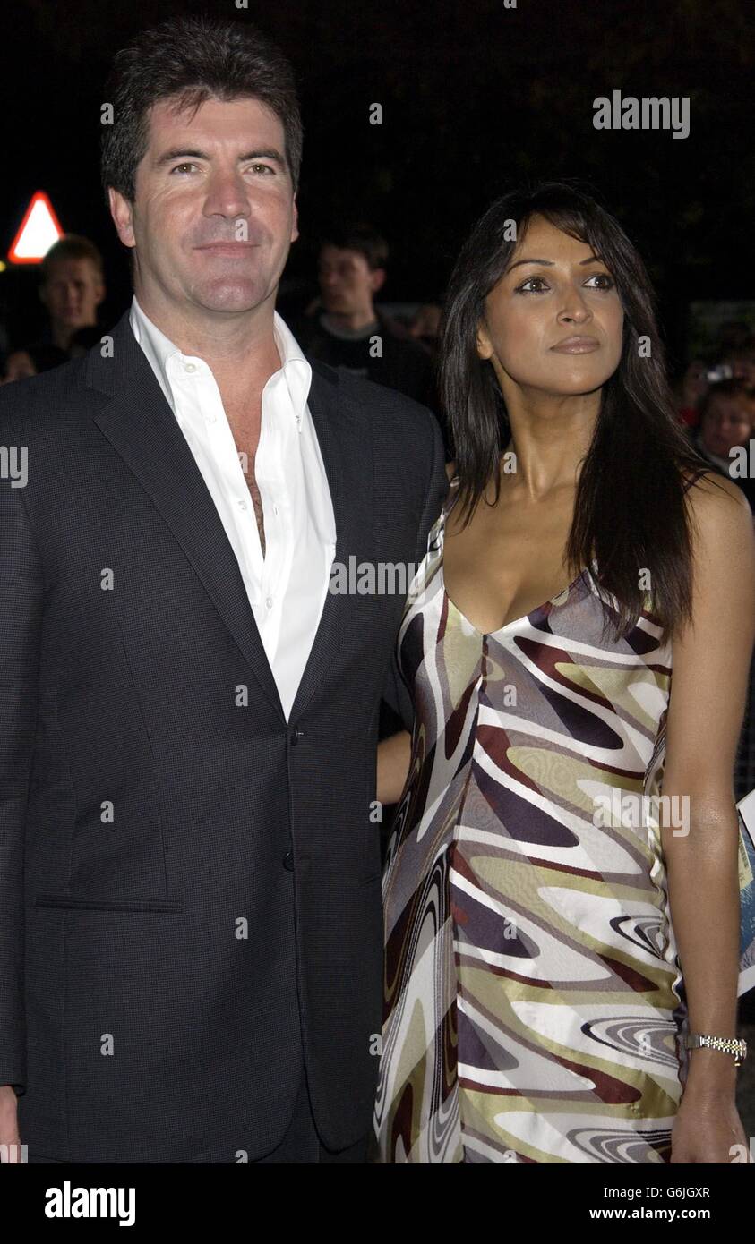 Le juge Simon Cowell et Jackie St clair arrivent pour les National ...