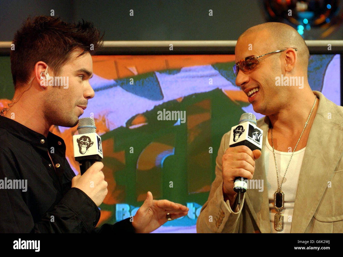 Acteur vin Diesel avec le présentateur de MTV Dave Berry lors de son ...