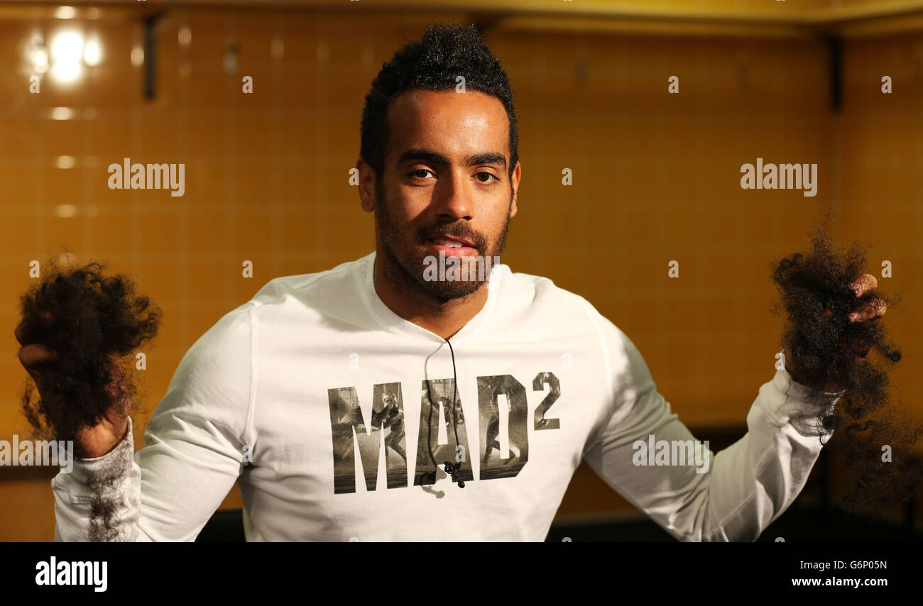 Tom huddlestone coupe les cheveux Banque de photographies et d’images à ...