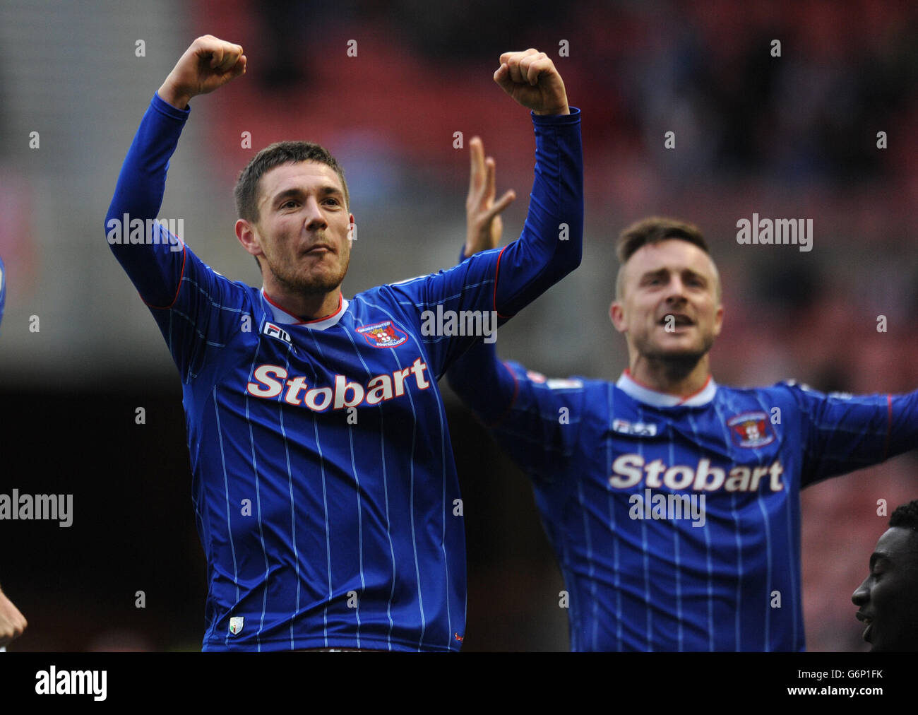 Matt Robson de Carlisle célèbre son but lors du troisième tour de la ...