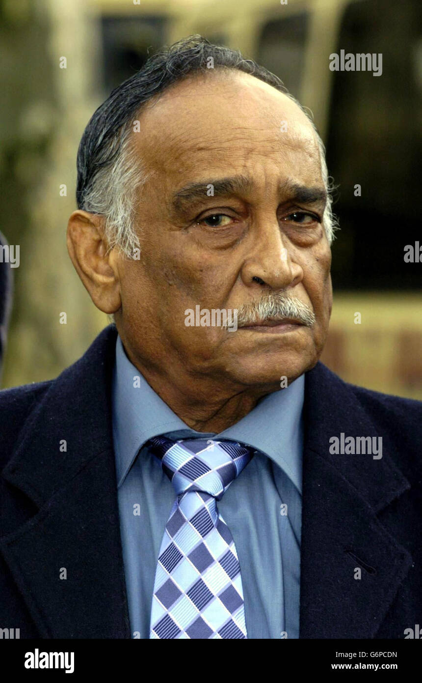 George Francis, dont le fils Gerry, âgé de 17 ans, est mort dans une ...