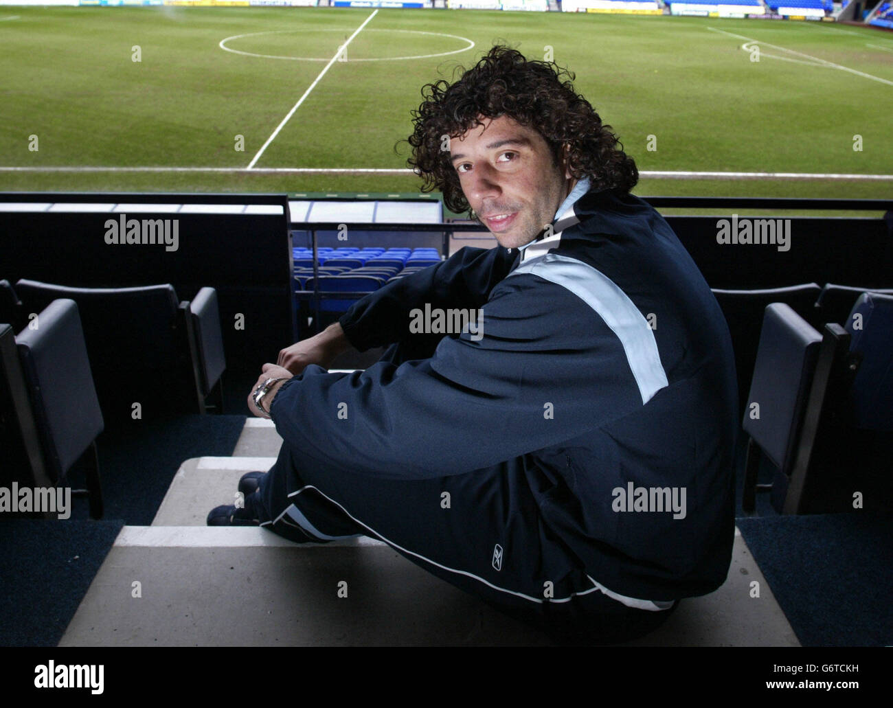 Bolton wanderers ivan campo Banque de photographies et d’images à haute ...