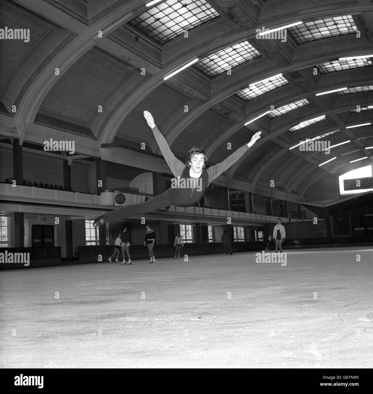 Patinoire olympique Banque d'images noir et blanc - Alamy