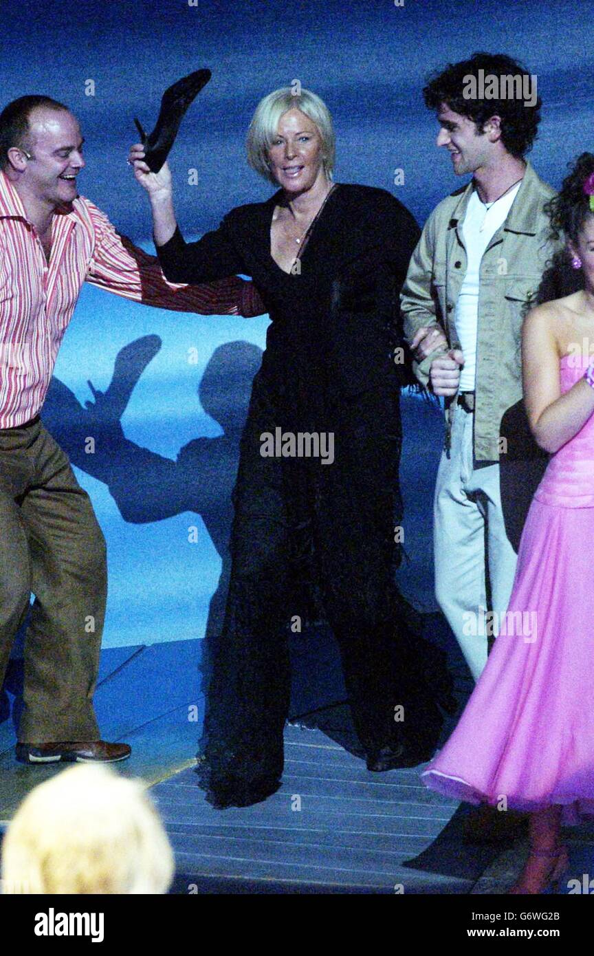 Frida lyngstad maman mia 5e anniversaire Banque de photographies et d ...