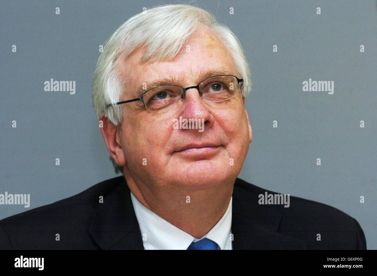 Monsieur alistair graham Banque de photographies et d’images à haute ...