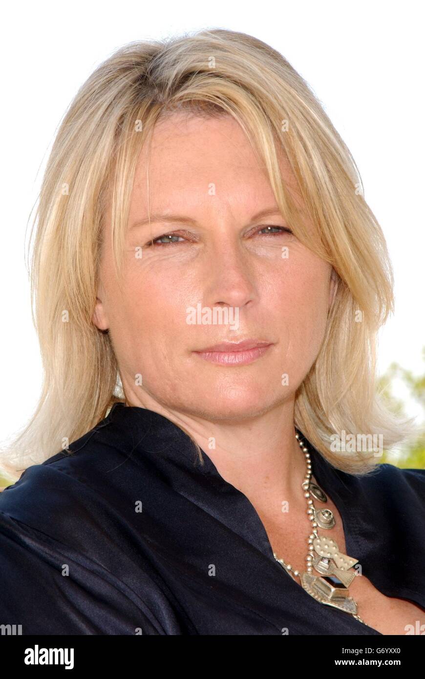 Jennifer saunders lors de son apparition sur mtv trl Banque de ...