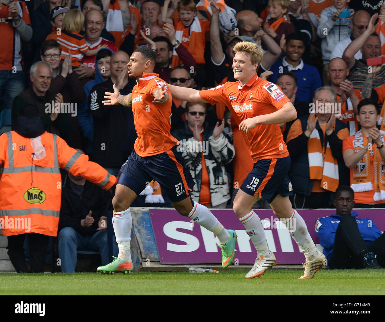 Villes de luton andre grey Banque de photographies et d’images à haute résolution - Alamy