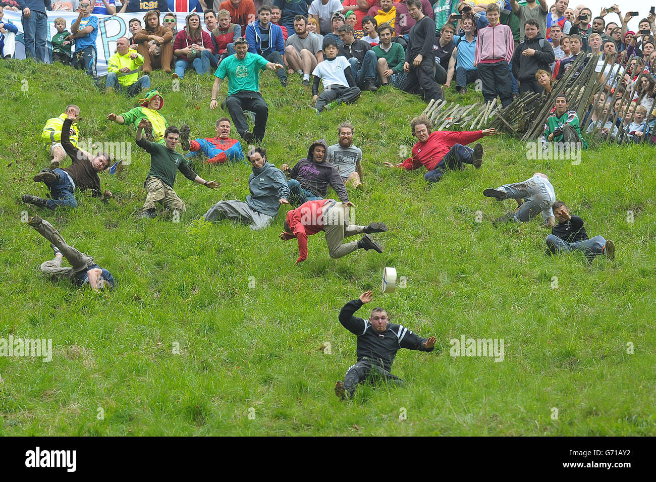 Cheese rolling race Banque de photographies et d’images à haute ...