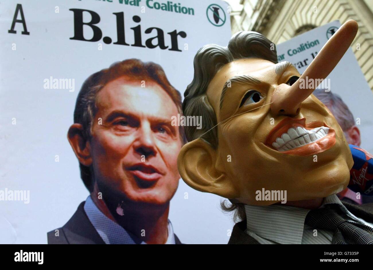 Le dictateur irakien saddam hussein avait des arsenaux illicites de ...