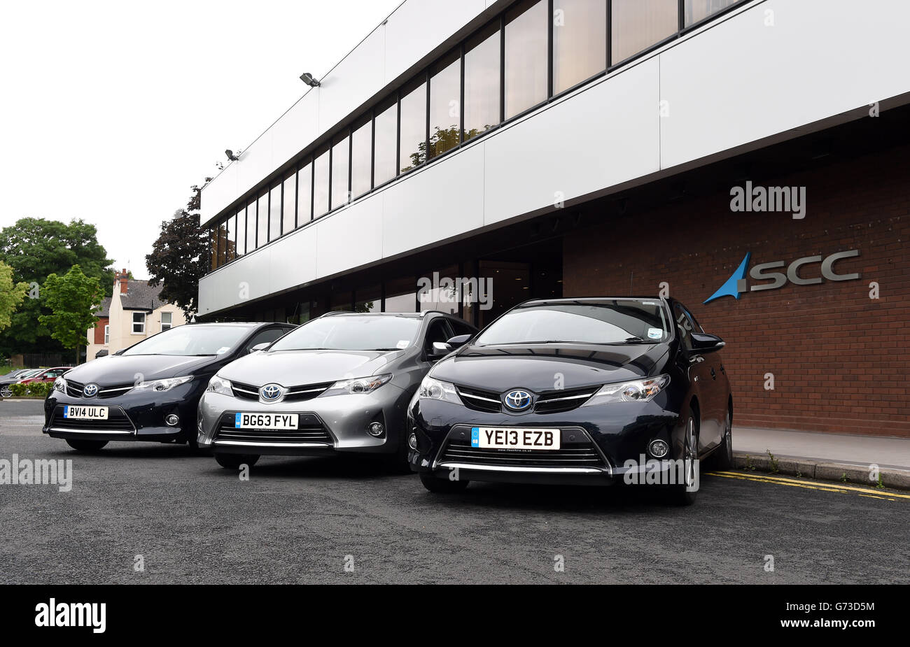 Voiture voitures flotte toyotas toyota scc entreprise hybride ...